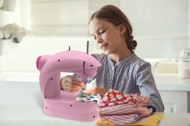 Barbie Sewing Machine | Lexibook